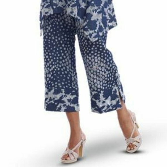 Donna Vinci | Jeans | Lisa Rene Denim Sleeveless Top Capri Bottoms ...